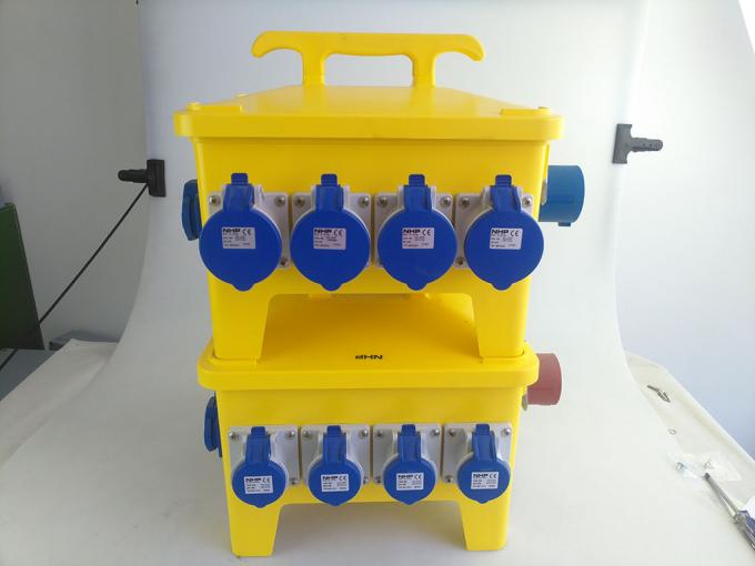 IP 67 Electrical Distribution Box 37 * 34 * 33cm Dimension 24 Way Poles