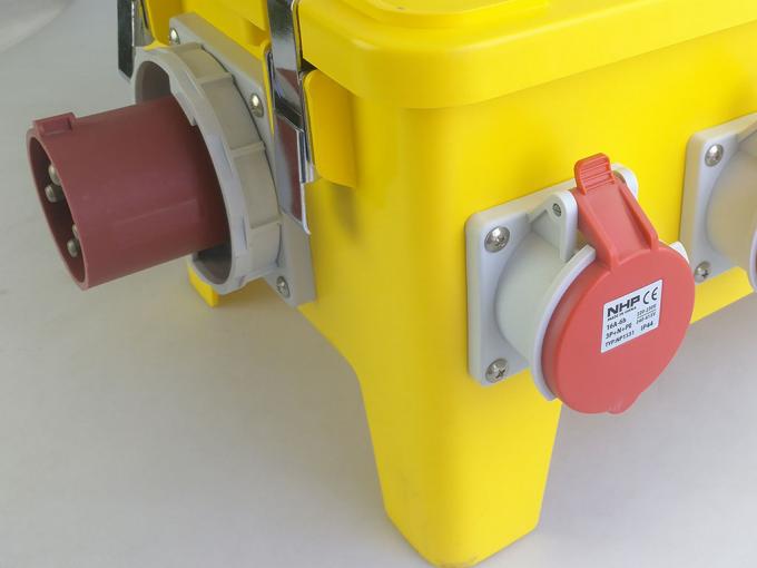 36 Pole IP66 Mobile Power Distribution Box MCB Protection 160A Current