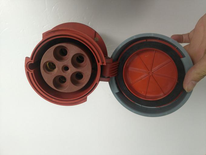 125A Industrial Socket Outlet , Waterproof Plug And Socket With Cover ...